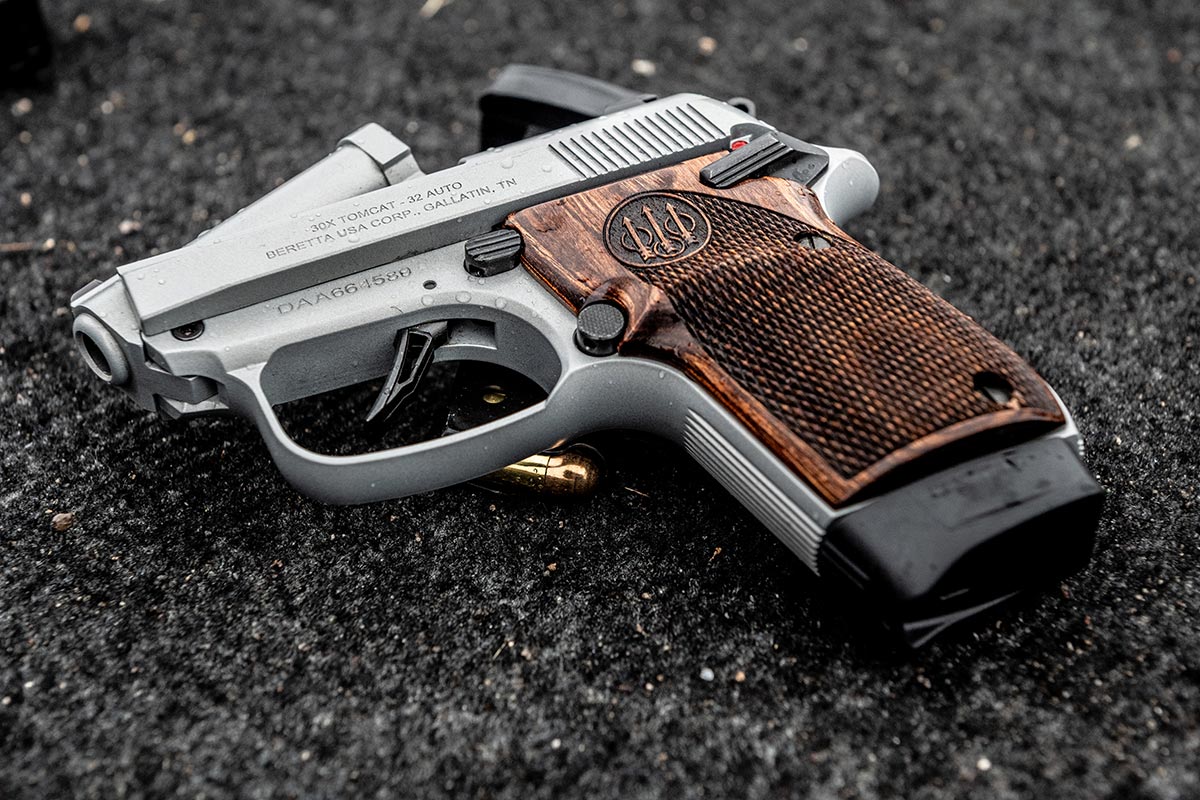 Features of Beretta 30X Tomcat Pocket Pistol [Video] - GunBroker.com